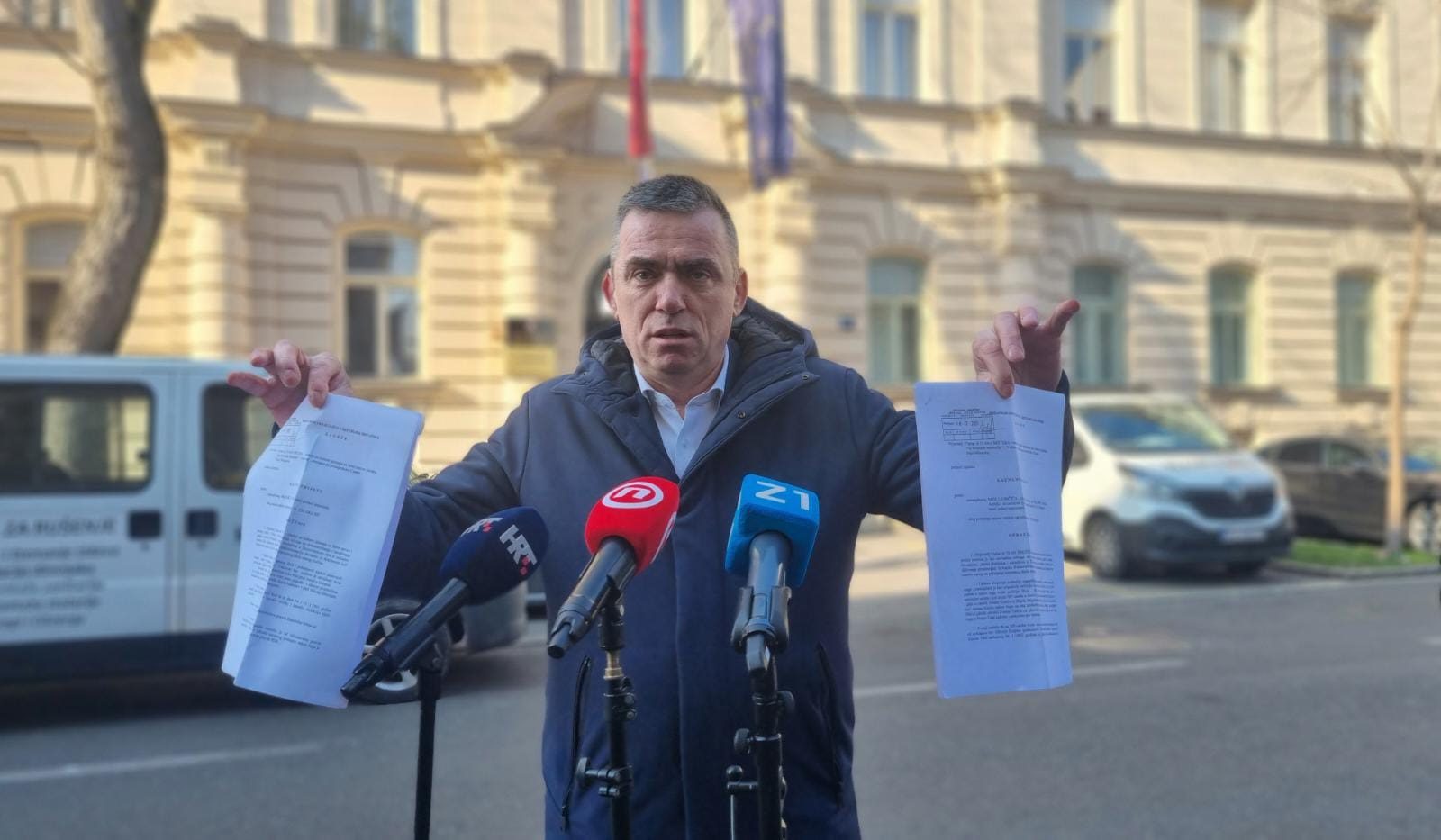 Mlinarić predao DORH-u prve dvije kaznene prijave u ime Centra dr ...