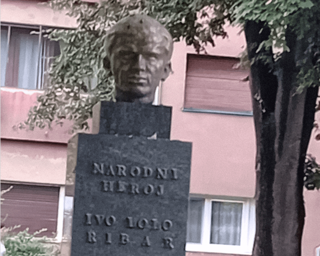 Boljševički "narodni heroj" još uvijek ima svoju bistu - Cronika